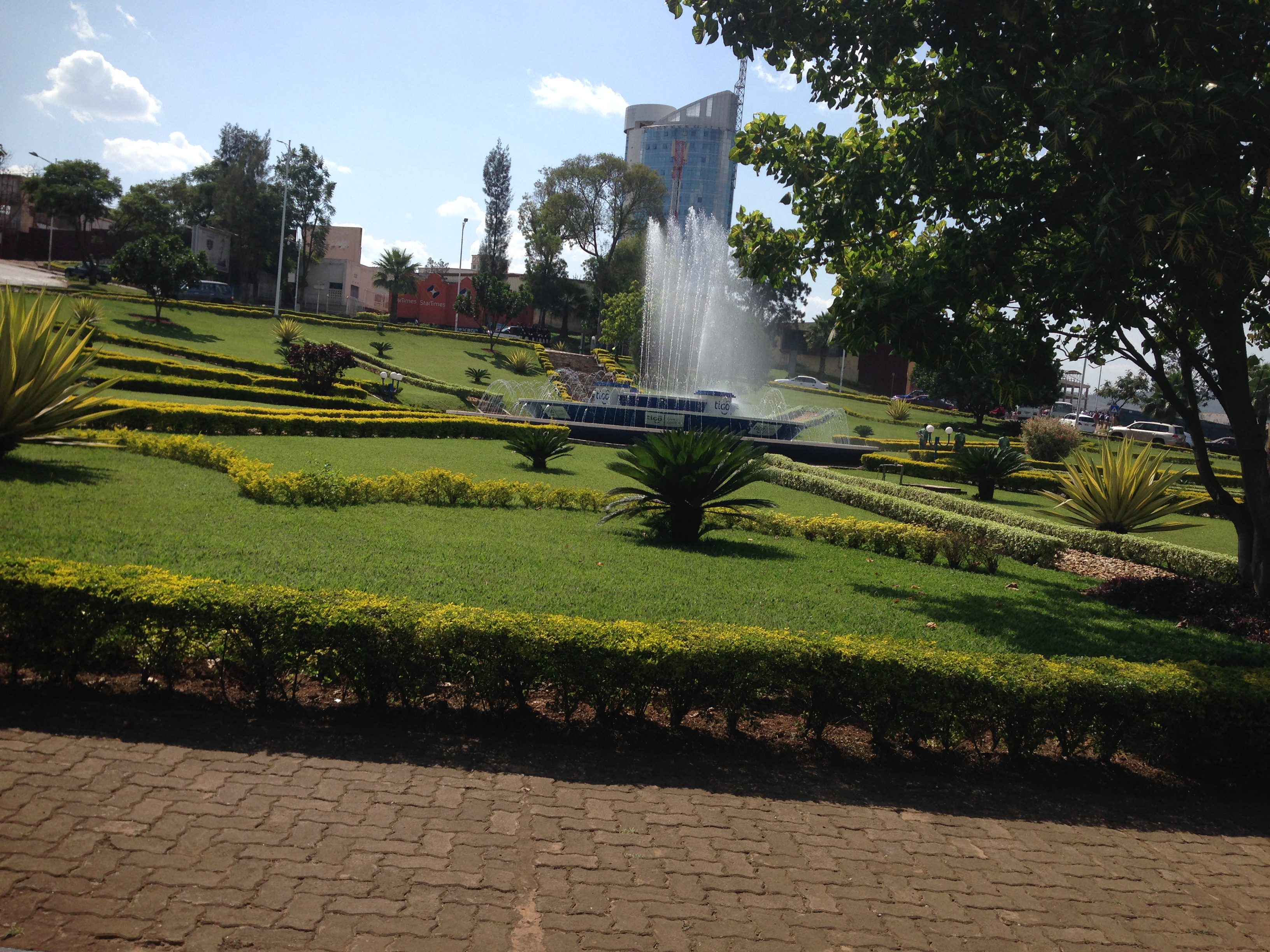 Entebbe Hotels, Camp sites and Entebbe Lodges in Town